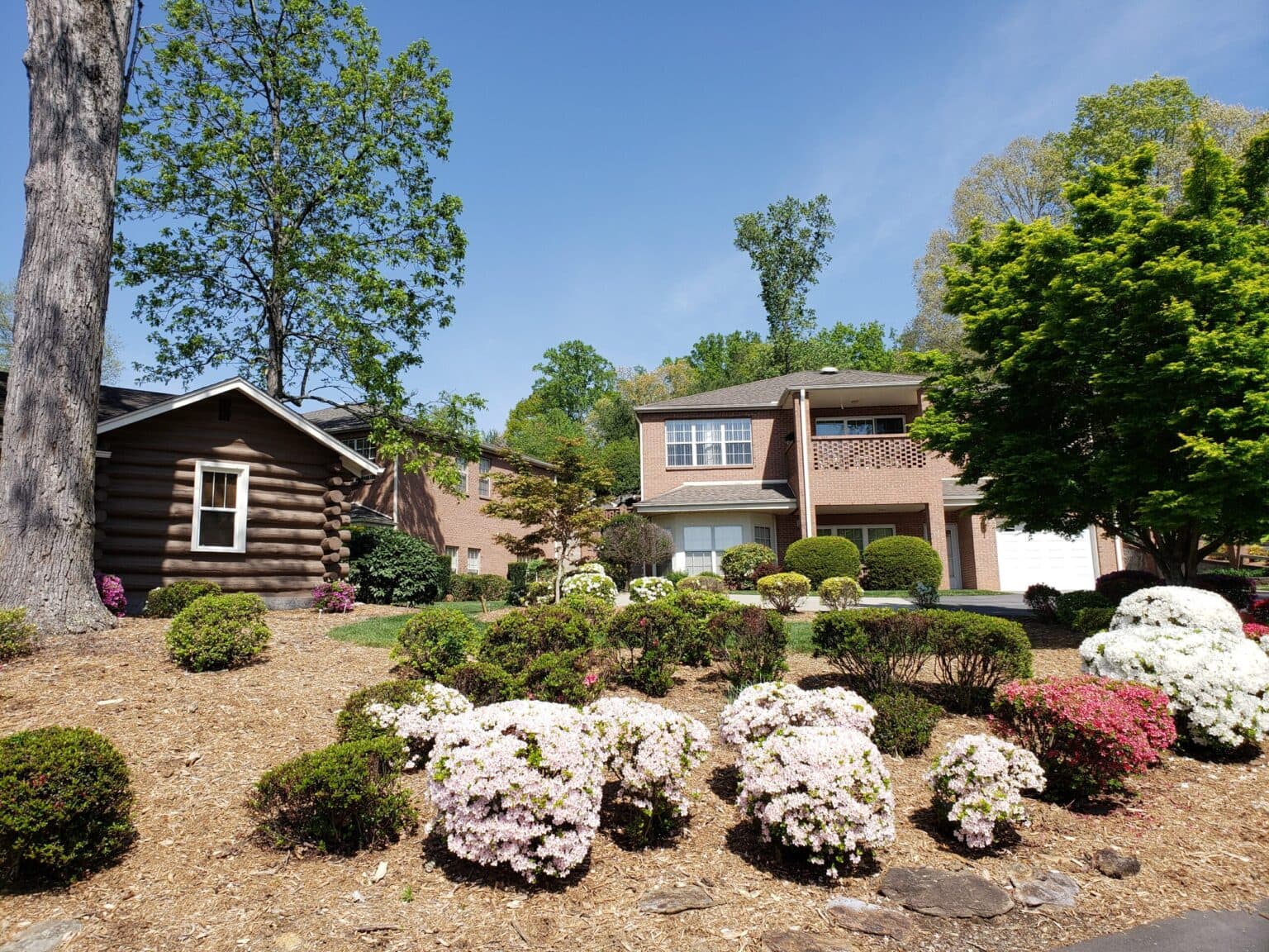 Carolina Living Choices - Fletcher Park Inn